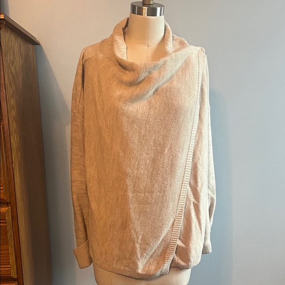VENUS | Sweaters | Venus Cream Cowl Neck Sweater With Relaxed Fit ...